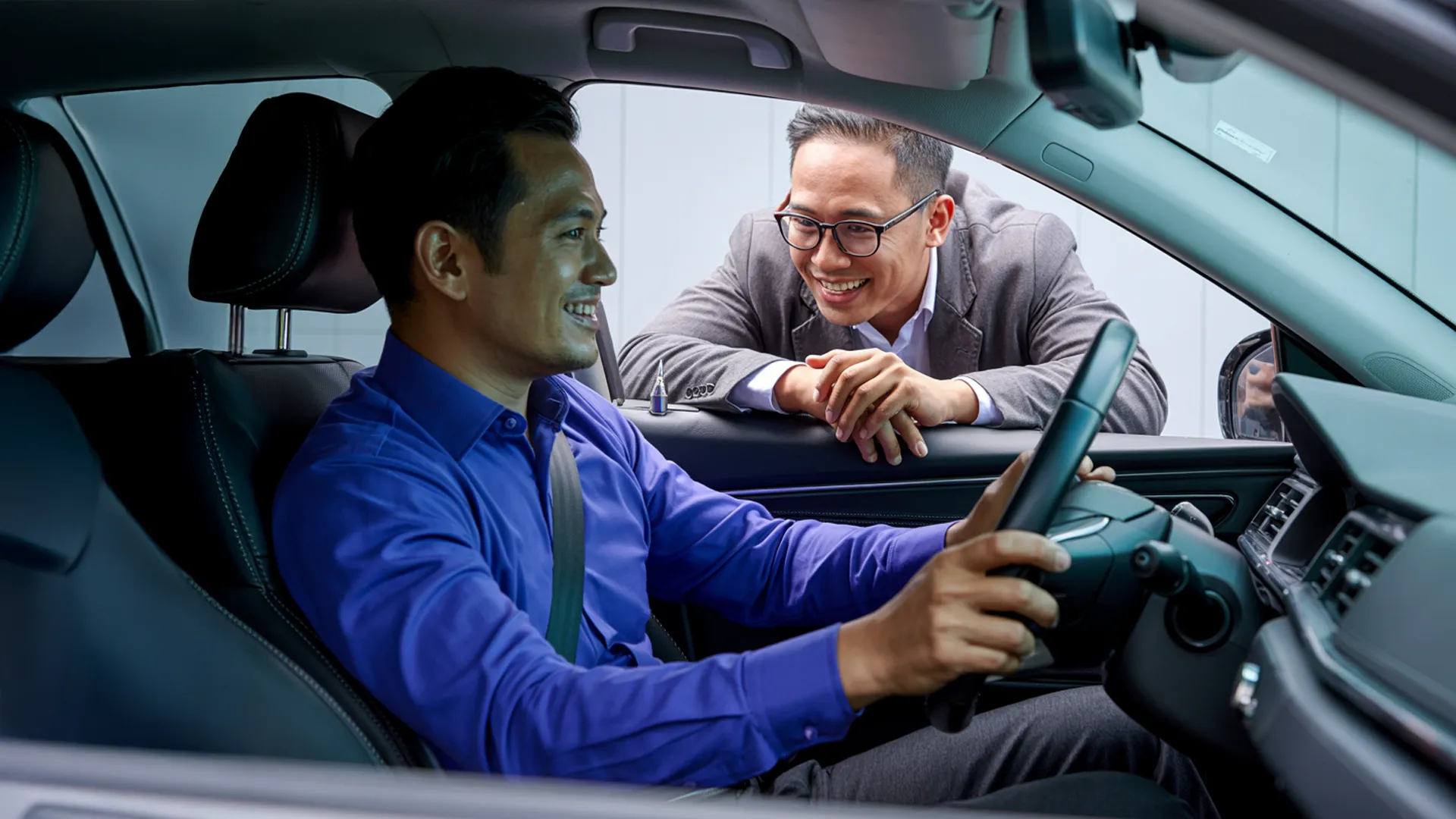 When is the Best Time to Change Your Car? | Oona Insurance